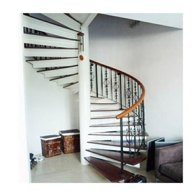 Cina Steel structure steel panel support wood tread stair used spiral staircase in vendita