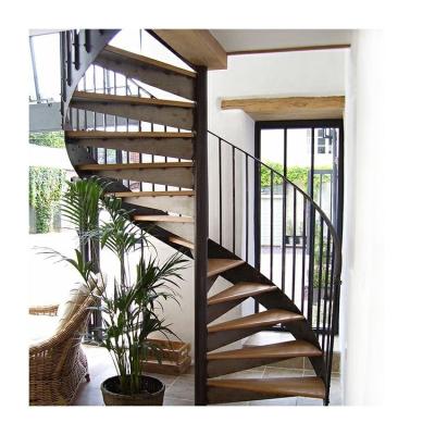 Cina Factory direct cast iron wood helical stair large spiral staircase in vendita