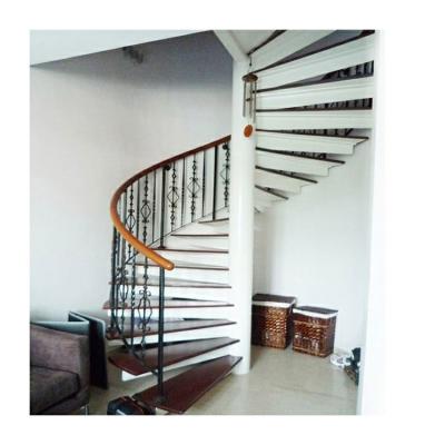 Cina Central post stringer stainless steel wood spiral stairs decorative spiral staircase for hotel in vendita