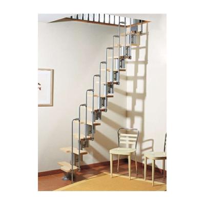 Cina Factory direct sales spiral staircase with wood tread custom made prefabricated spiral stairs in vendita