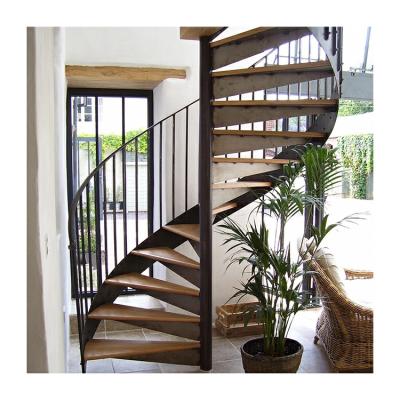 Cina Factory direct sales spiral staircase with wood tread custom made prefabricated spiral stairs in vendita