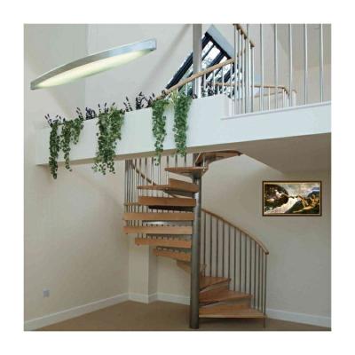 Cina Central beam solid wood tread indoor spiral staircase white spiral stairs in vendita