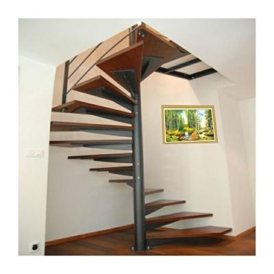 Cina China manufacturer spiral solid wood tread staircase stainless steel spiral round stairs in vendita