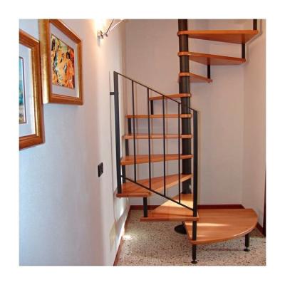 Cina Handrial bracket carbon steel spiral stairs wooden stairs tread spiral staircase in vendita