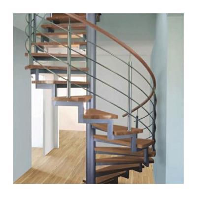 Cina Central beam solid wood step spiral staircase stainless steel spiral stairs in vendita