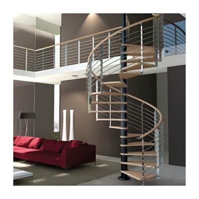 Cina Steel landing solid wood steps spiral staircase outdoor spiral stairs in vendita