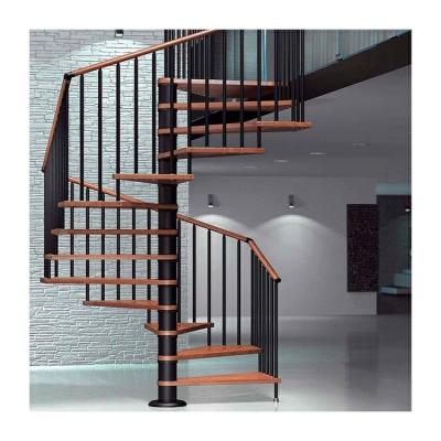 Cina Hotel spiral indoor stair steel and wood spiral staircase in vendita