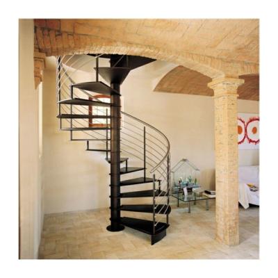 Cina Wrought iron stair supplier outdoor steel stairs metal outdoor spiral staircase in vendita
