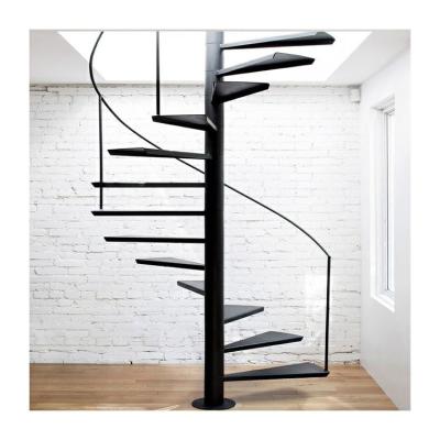 Cina Metal wire mesh stairs mild steel residential staircase small spiral stairs iron in vendita