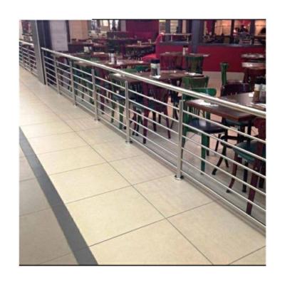Cina Cyprus style rod iron railing cost composite decking glass balustrade in vendita