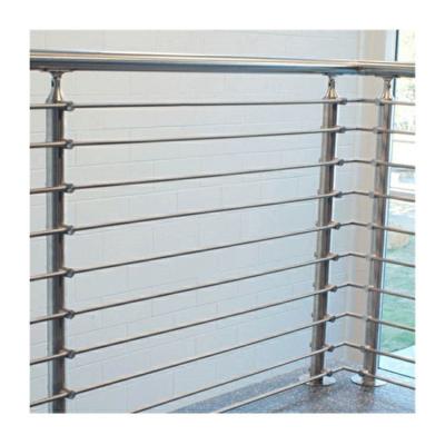 Cina Reliable quality steel rod balustrade posts stainless steel hand rod railing systems in vendita