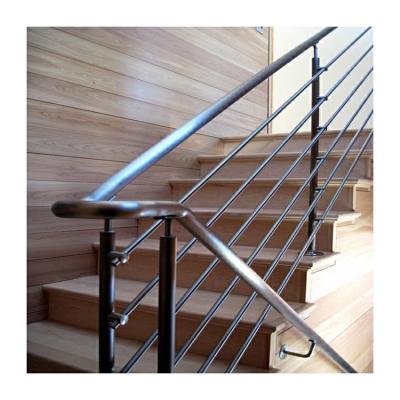 Cina Japan sell well 5 ft metal rod fence panels rod iron handrails for stairs in vendita