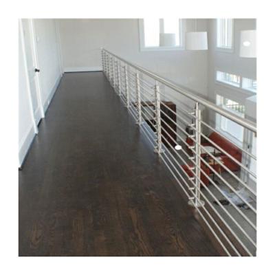 Cina Safe and reliable metal rod fence materials patio stair railing in vendita