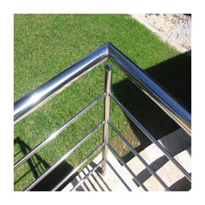 Cina Tunisia style 6ft metal rod fencing roof terrace railings in vendita