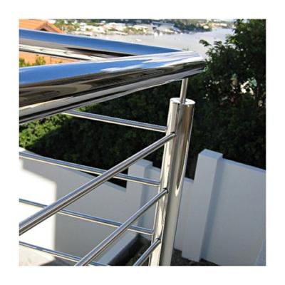 Cina Papua New Guinea style steel metal rod fence flat roof railing in vendita