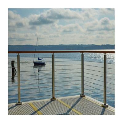 Cina America style stainless steel rod railing round balusters for deck railing in vendita