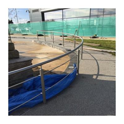 Cina The Philippines style aluminum rod iron fence deck railing with black balusters in vendita