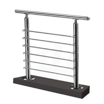 Cina Fencing products metal fence posts patio railing in vendita