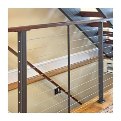 Cina Patio with privacy wall chicken wire railing 4 gauge wire fence in vendita