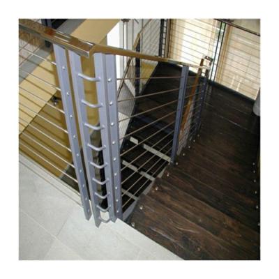 中国 Hog wire stair railing cable wire system stock fence wire 販売のため