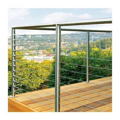 Cina Rooftop rail cable railing steel posts 5ft wire fence in vendita