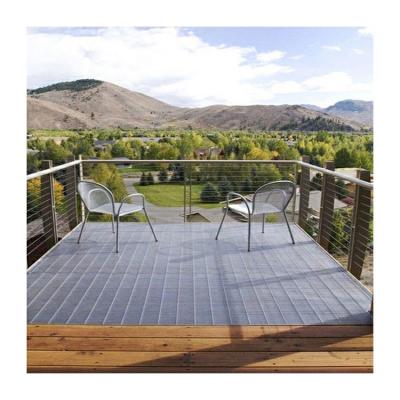 Cina Rooftop rail cable railing steel posts 5ft wire fence in vendita