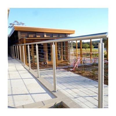 中国 Porch railing panels cable fencing for decks welded wire fence posts 販売のため