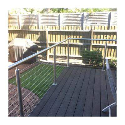 中国 Decking concrete posts steel cable deck railing cattle wire fence 販売のため