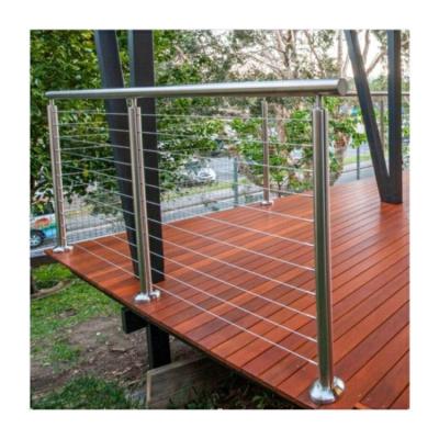 中国 Pressure treated deck railing cable deck railing kits hog wire fence gate 販売のため