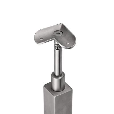 Cina 2023 Stainless steel balustrade square post railing square banister post in vendita