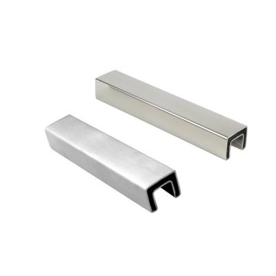 Cina 2023 Stainless Steel 304 316L Square Handrail Slot Pipe Railing Balustrade Top Tube in vendita