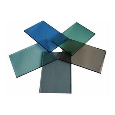 Cina 2023 Customized size 6mm 8mm 10mm 12mm tempered super ultra clear float glass in vendita