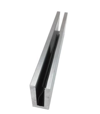 Cina China Professional Aluminum Base Shoe For Glass Railing Swimming Pool Customized Glass Railings in vendita