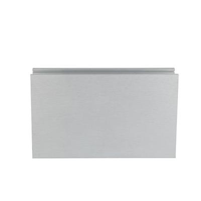 Cina Foshan Balcony Aluminum U Channel Glass Railing Base Profile With Fittings Factory in vendita