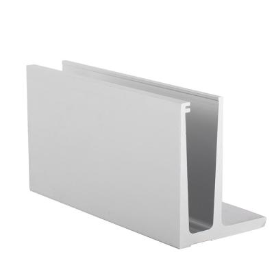 Cina Aluminum U Channel Base Outside Glass Balustrade Bottom Clamp Glass Railing System in vendita