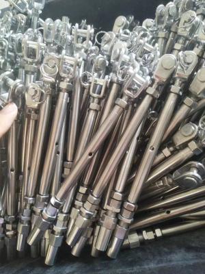 中国 Cable Railing Protective Sleeve Cable Railing Turnbuckles With Jaw Hand Swage Deck Railing System 販売のため