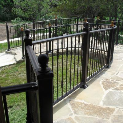 Cina Cheap Modern House High Quality Wrought Iron Main Gates Designs Front Door Security Gate And Fencing in vendita