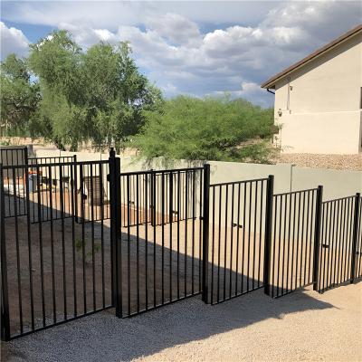Cina Competitive Price Wrought Iron Fence Gate/Cheap House Fence And Gates/Ornamental Wrought Iron Fence Models Design in vendita