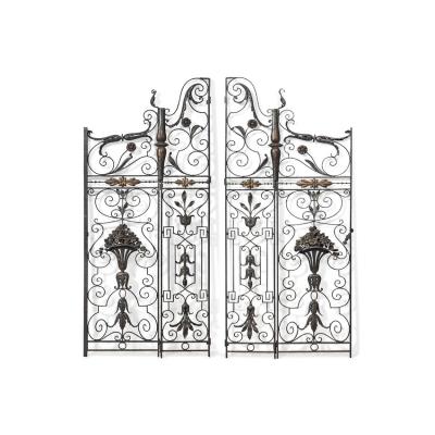 Cina Sliding Gate Track Rails For Wrought Iron Gate With U Shaped Galvanized in vendita
