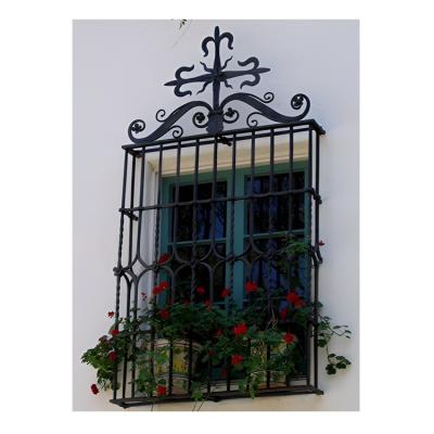 Cina Customize wrought iron window galvanized wrought iron window grills in vendita