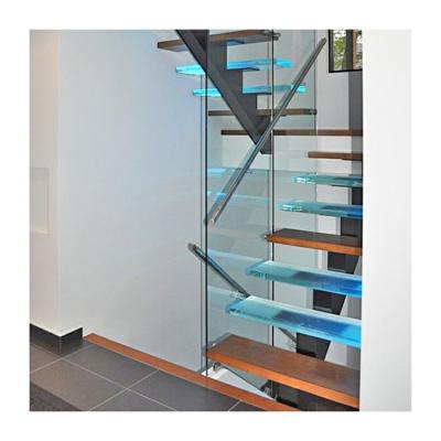 Cina Glass stairs price single keel tempered glass tread staircase in vendita