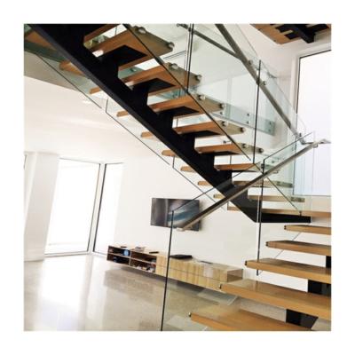 Cina Manufacturer hight quality timber staircase single stringer modern wood treads straight stairway in vendita