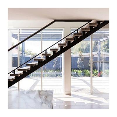 Cina Factory sale easy install wooden steps staircase central stringer ready made straight wooden stairway in vendita