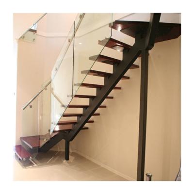 Cina Factory wood stair rail single stringer straight staircase with wood steps in vendita