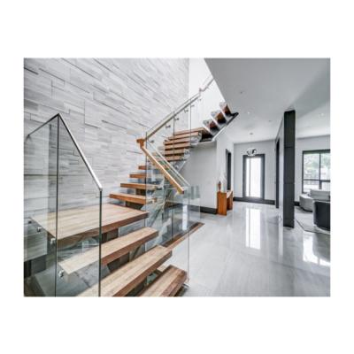 Cina China wood stright single stringer solid wood straight staircase in vendita