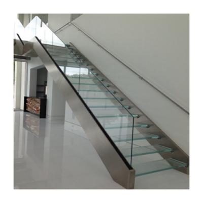 Cina 2023 Glass Treads Straight Stair Double Stringer Standoff Railing Straight Staircase in vendita