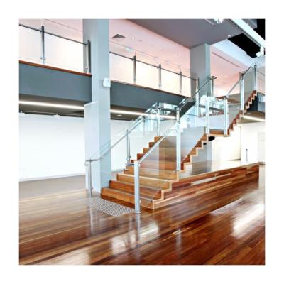 Cina Customized design straight staircase manufacturers used indoor solid wood treads stairs in vendita