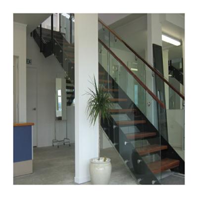 Cina Quality assurance iron straight stairs wood glass staircase in vendita