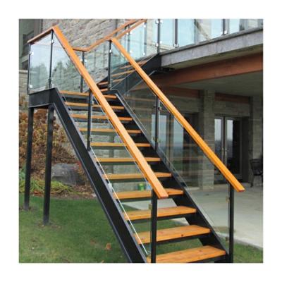 Cina Practical design prefabricated straight stairs wooden steps staircase in vendita