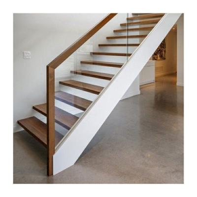 Cina Professional prefabricate dstraight stairs colorful wooden tread staircase in vendita